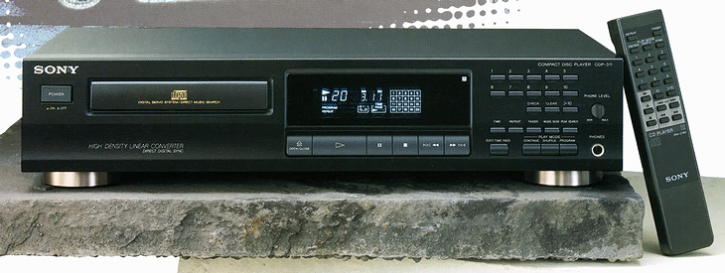 [SONY] CDP-591(1990年)とCDP-597(1991年)の比較 [CDプレーヤー] – nakamura